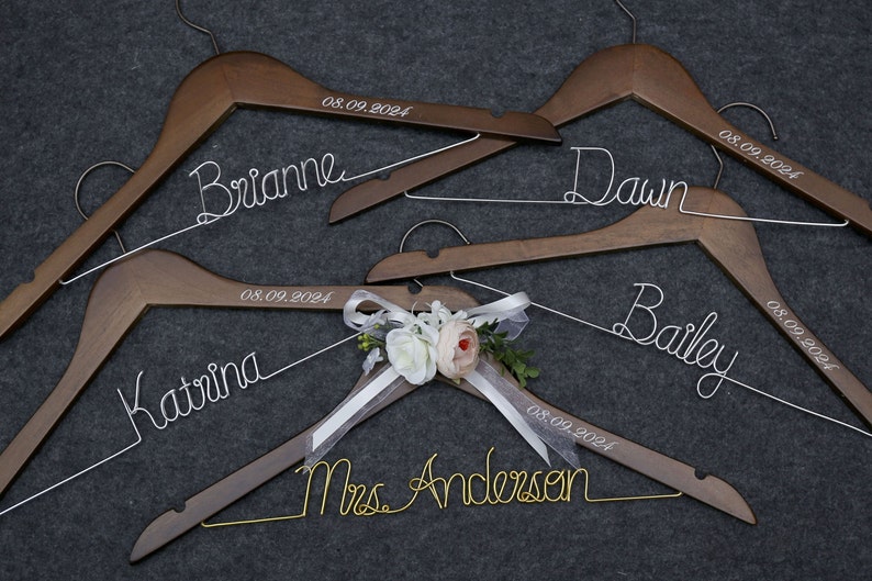 Name&date Engraved Hanger,wedding Set Hangers,bride Hanger,bridesmaid ...