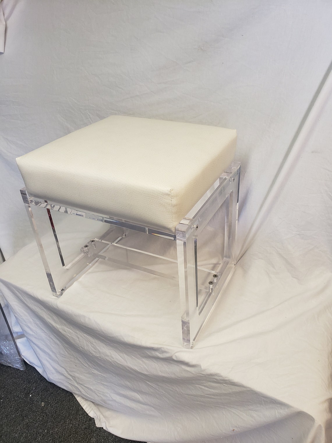 Acrylic Vanity Stool - Etsy