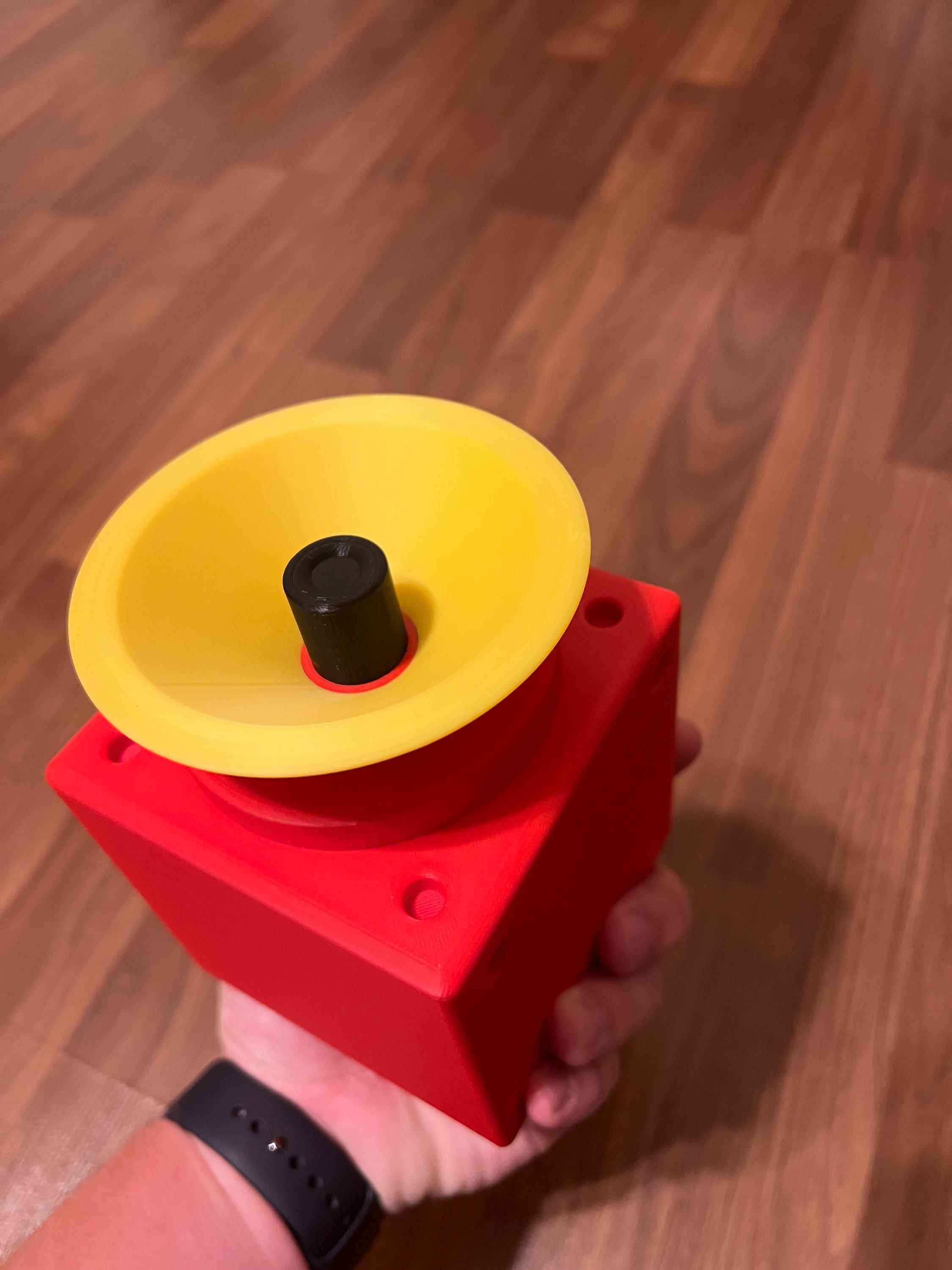 Mario Kart Super Horn | 3D Printed Cosplay Prop | Collectible Mario ...