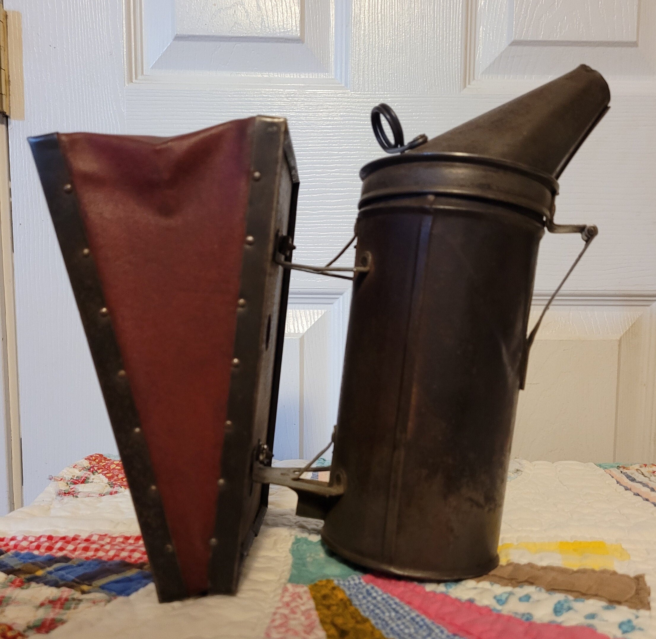 Bingham Woodsman Famous Bee Smoker. 1910 Famous Bee Smoker. A.G. Wood ...