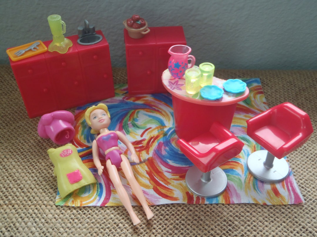 Vintage Polly Pocket "polly Cooks" Baker Chef Kitchen Furniture Dolls ...