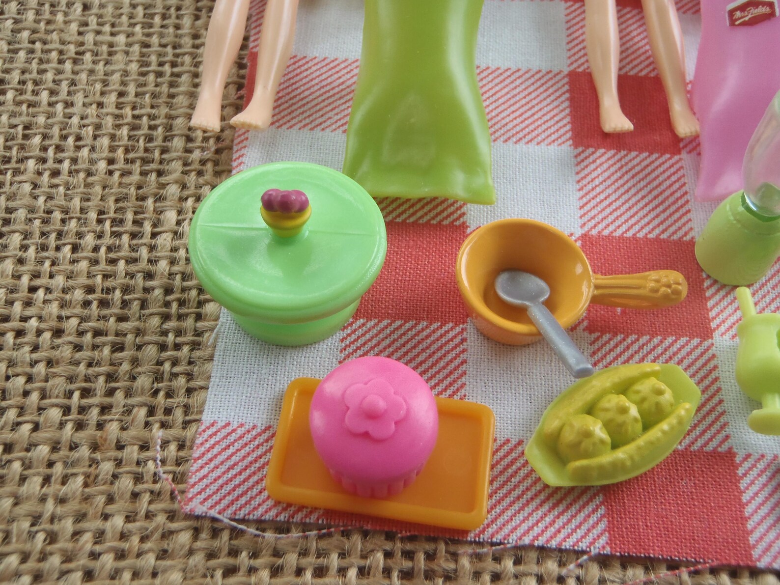 Vintage Polly Pocket "polly Cooks" Baker Chef Kitchen Dolls Lot H66 - Etsy