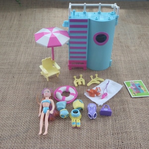 Vintage Polly Pocket Splashin' Fashion Lifeguard Tower Lea Set Color ...