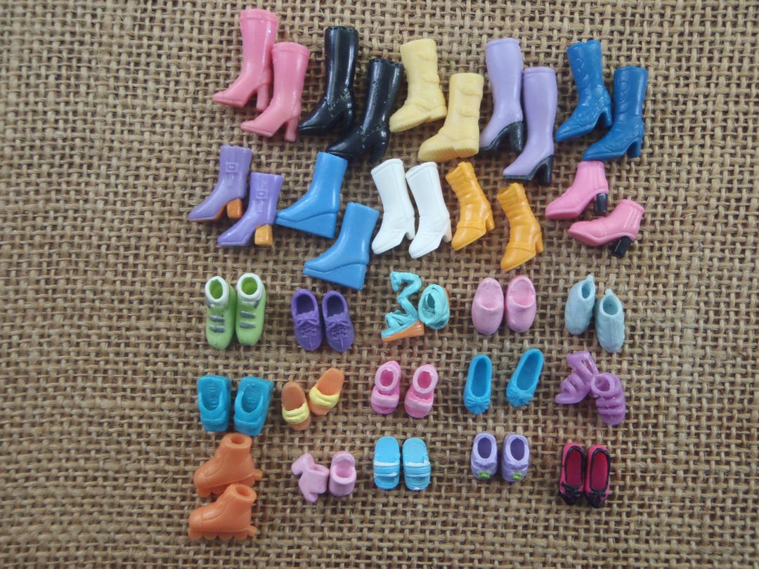 Vintage Polly Pocket Doll Shoes Lot of 25 Pairs Roller Skates Slippers ...