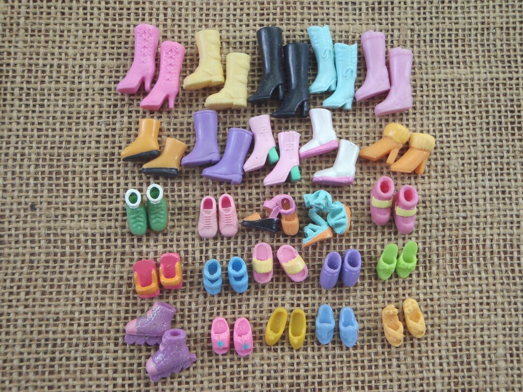 Vintage Polly Pocket Doll Shoes Lot of 25 Pairs Roller Skates Slippers ...
