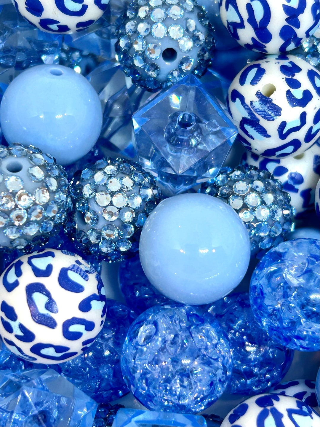 Chunky 20mm Light Blue Bead Mix - Includes Bubblegum, Faceted ...