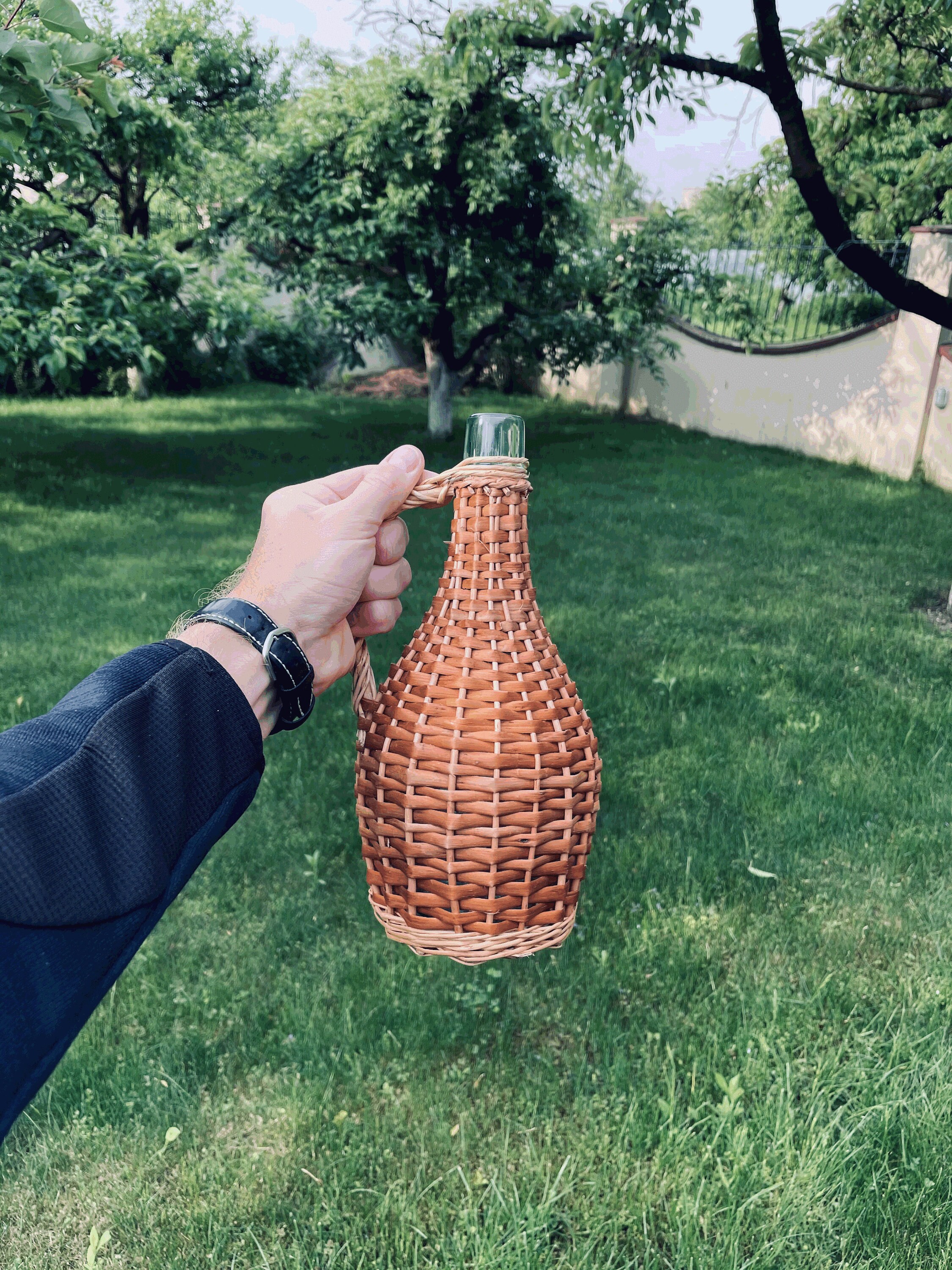 NEW Wicker Woven Glass Bottle for Wine 1 L 4/4 Big Demijohn Vintage Jug ...