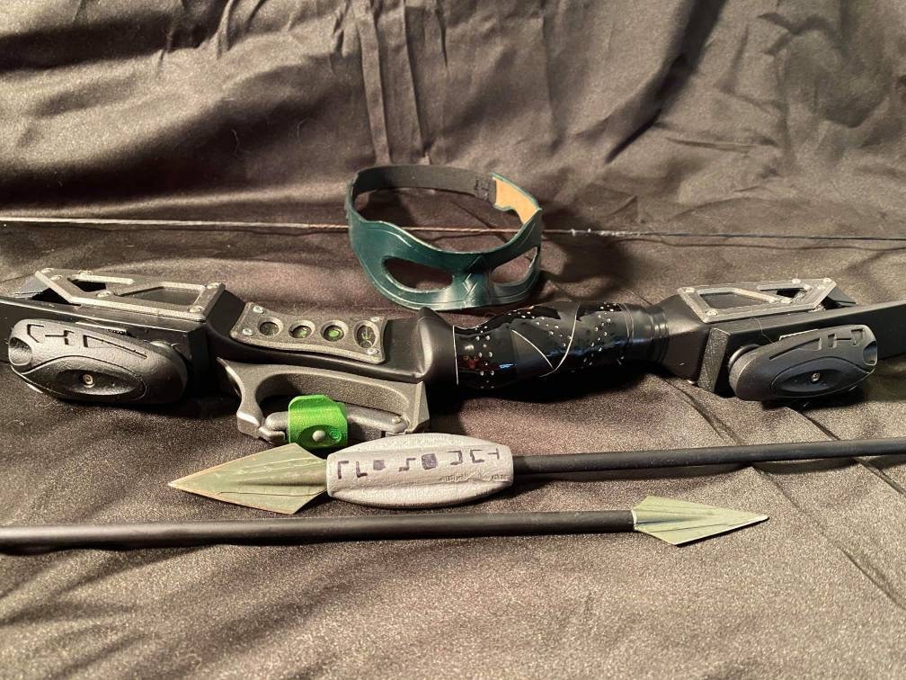 Green Arrow Bow Replica