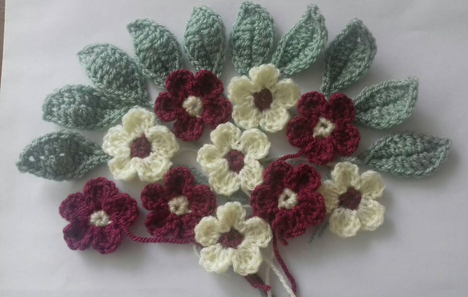 Crochet Flowers and Leaves. Set of 20. Autumn Colours. - Etsy