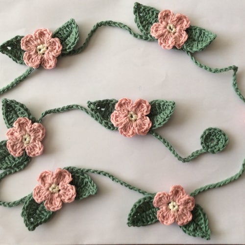 Crochet Spring Flower Garland Pattern Easter Party | Etsy