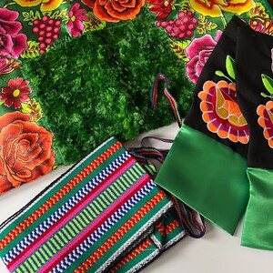 Huaylarsh Traditional Peruvian Clothing for Adults, Typical Green ...