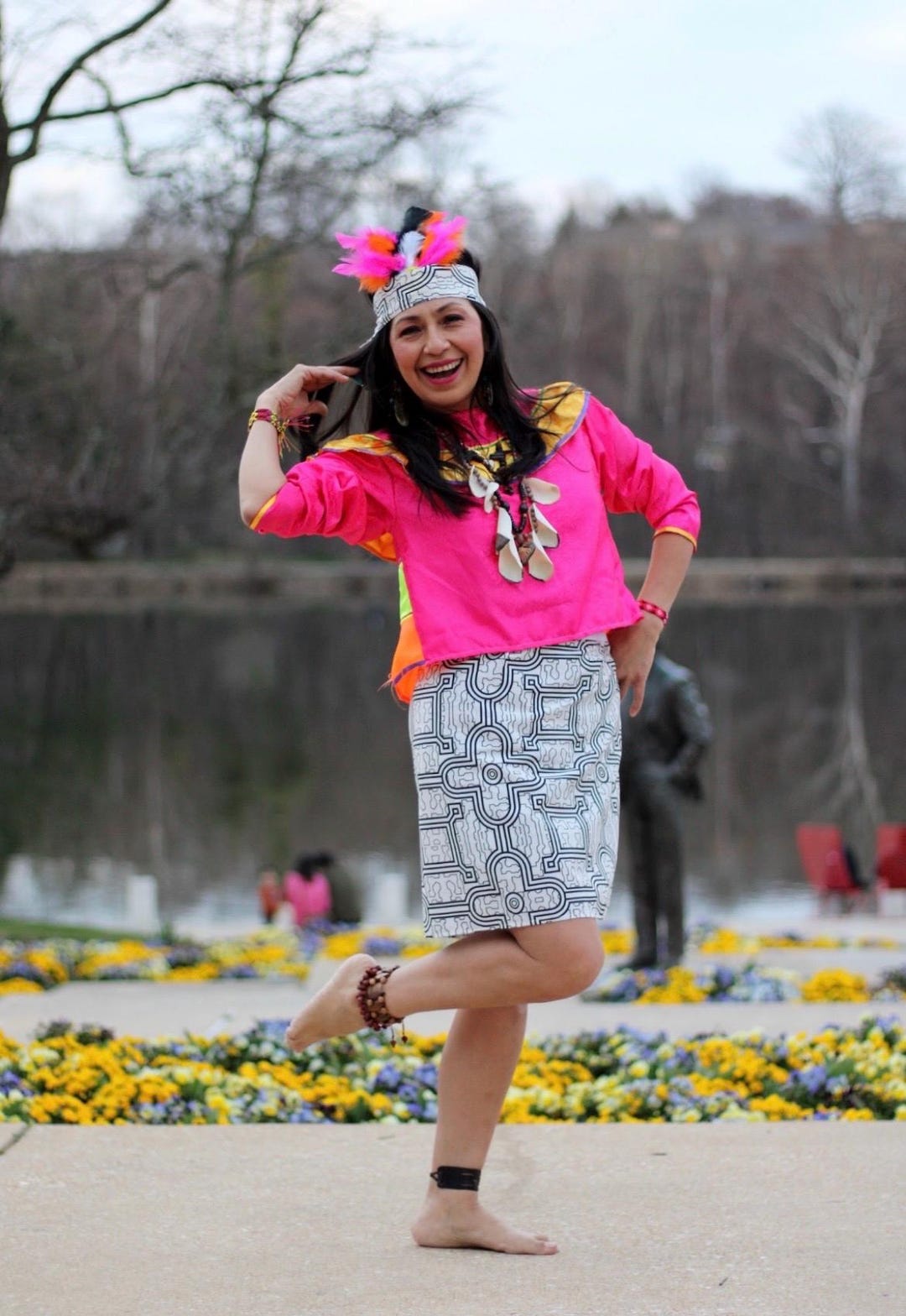 Traje Típico de la Selva Peruana talla CHICA y GRANDE. Adecuado para la ...