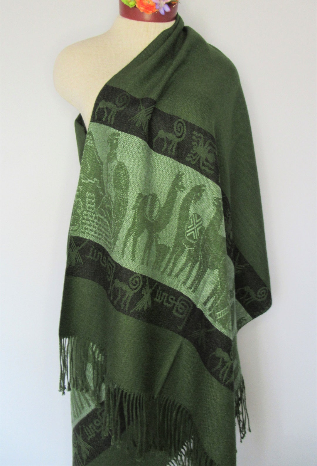Reversible Shawl-pashmina With Llama Design From Peru. Green Color - Etsy