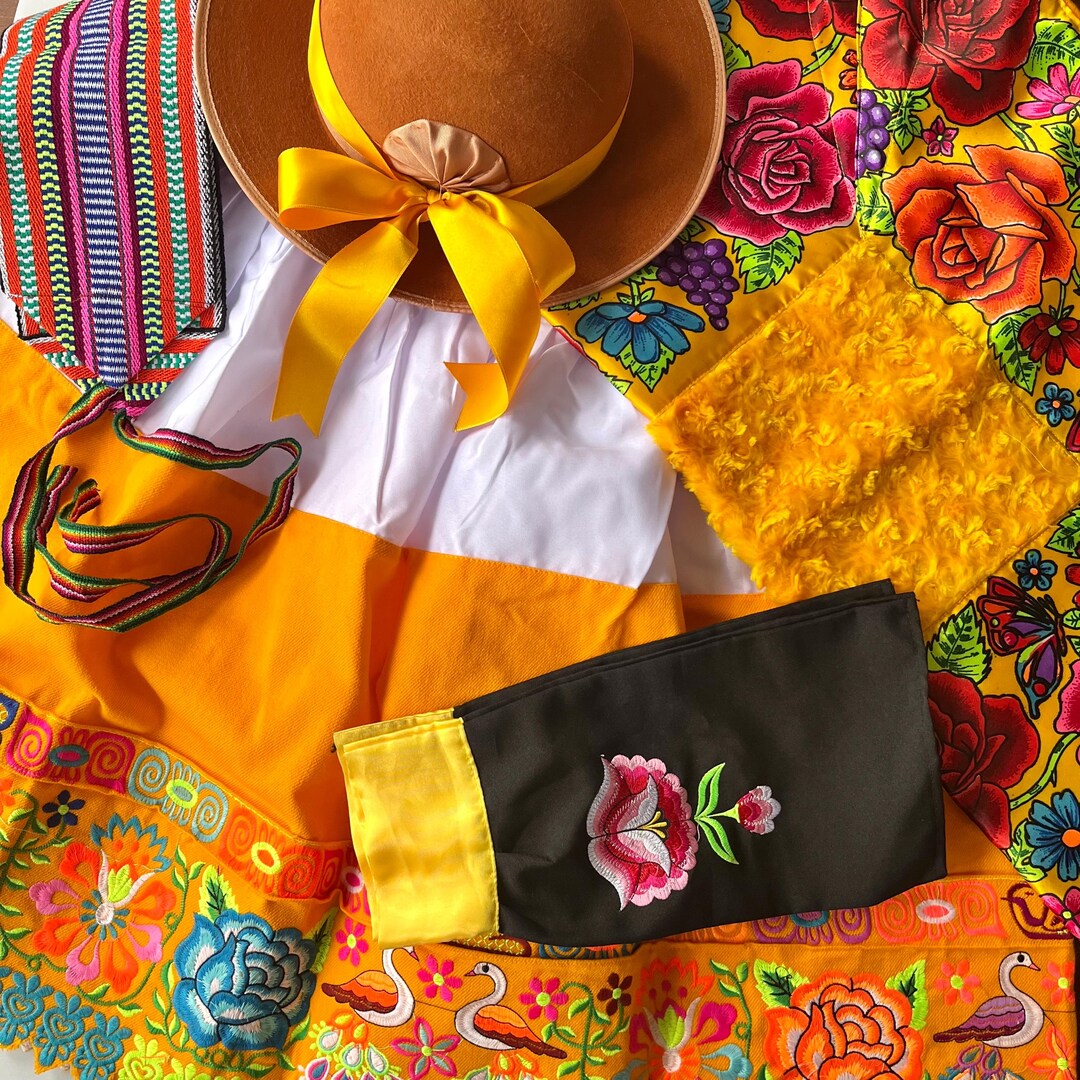 Huaylarsh Traditional Peruvian Clothing for Adults, Typical Yellow ...