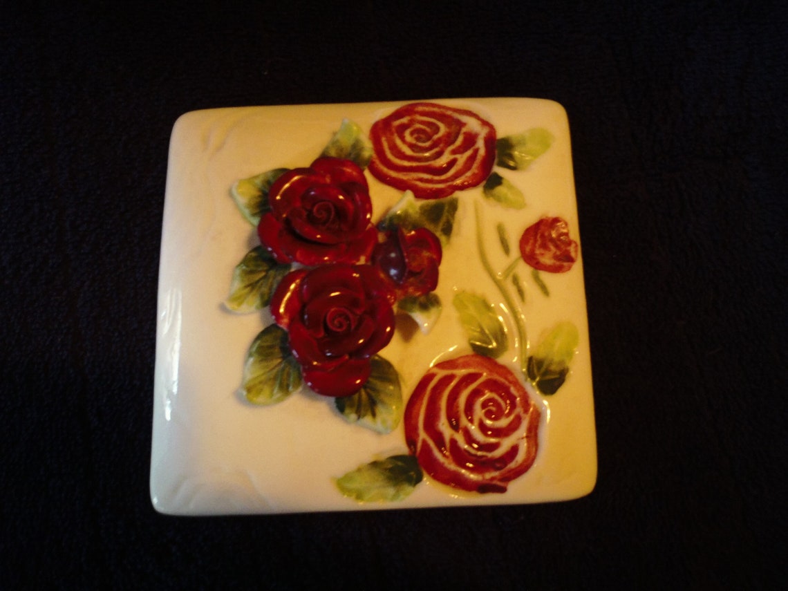 Vintage Beautiful Red Roses Pottery Porcelain Trinket Jewelry Box - Etsy