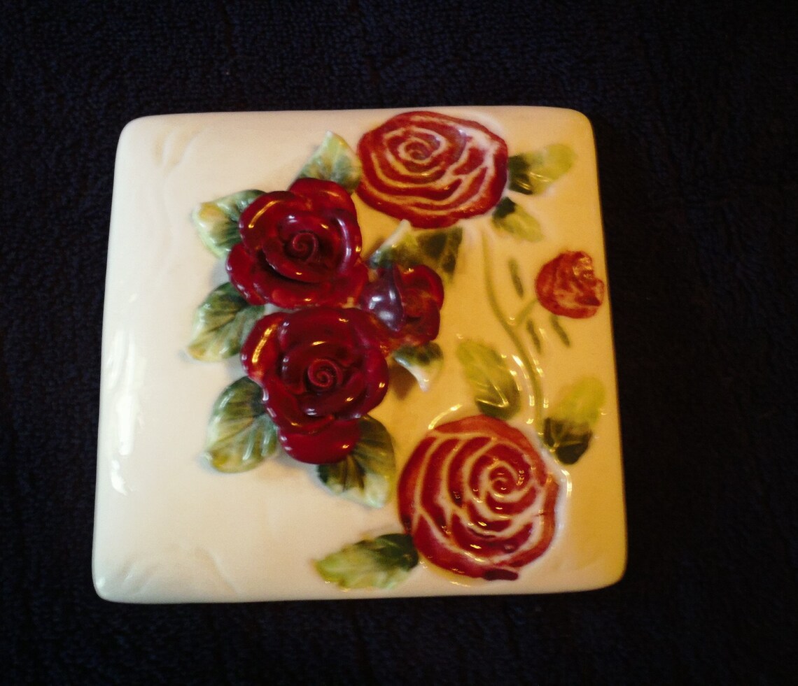 Vintage Beautiful Red Roses Pottery Porcelain Trinket Jewelry Box - Etsy