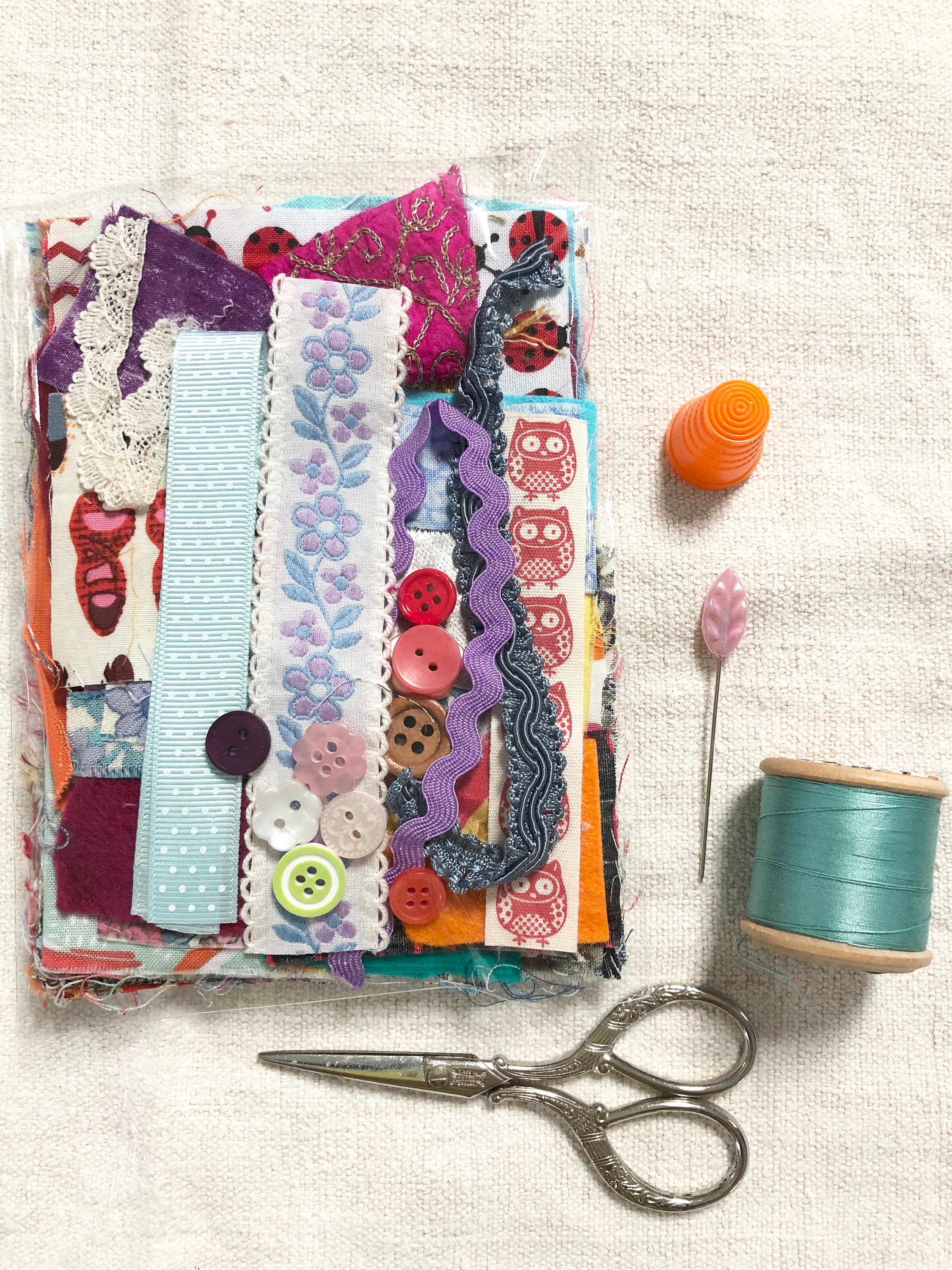 Jewelry & Beauty patchwork sewing pack remnant scrap fabric small craft ...