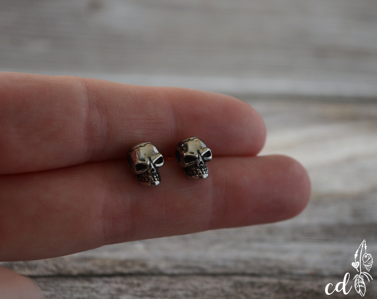 Stainless steel skull earrings. Small smiling skull earrings | Etsy