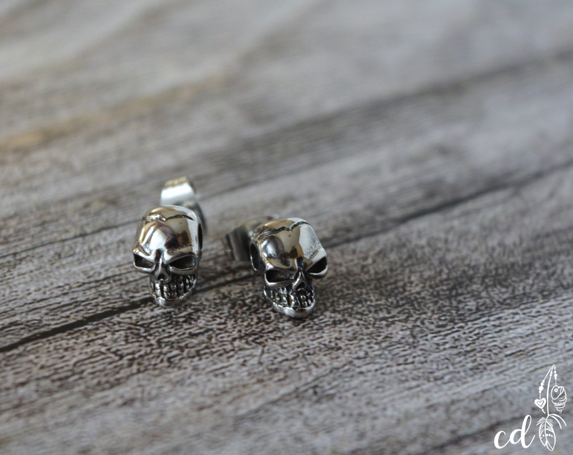 Stainless steel skull earrings. Small smiling skull earrings | Etsy
