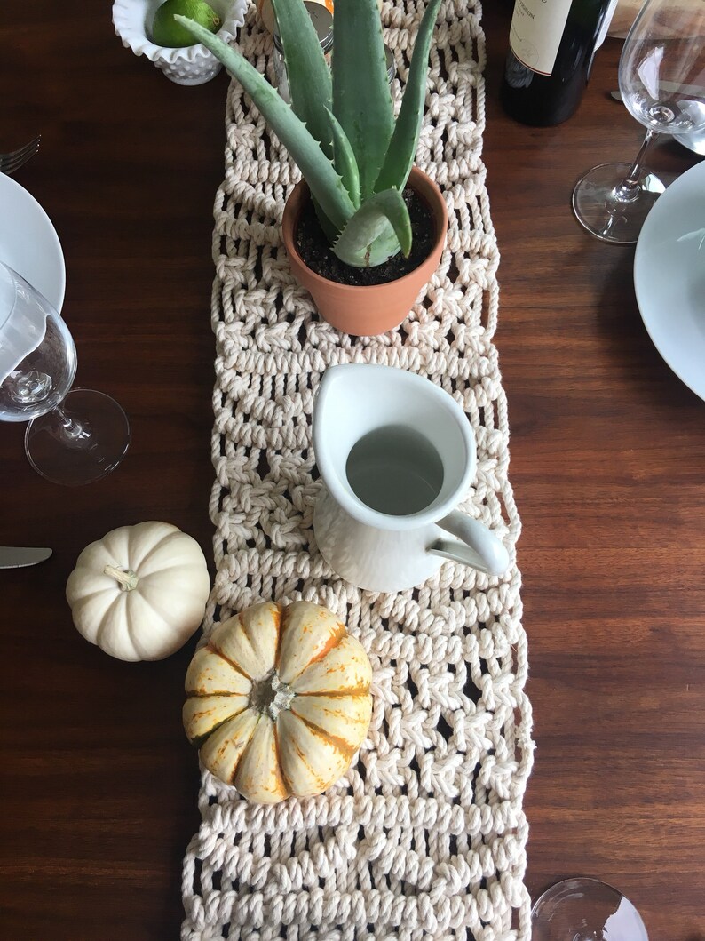 Macrame Table Runner - Etsy