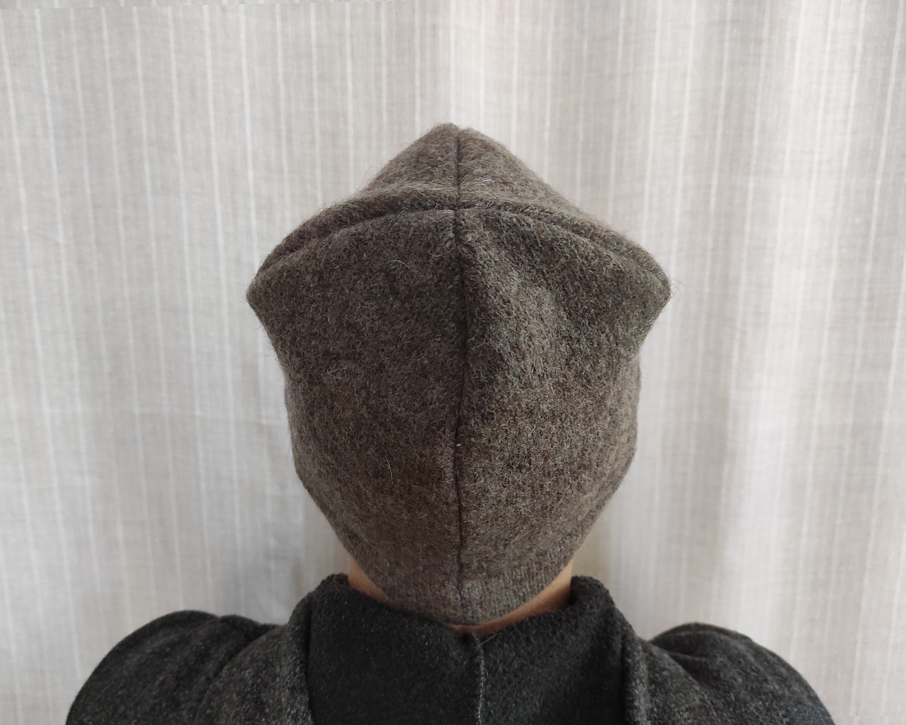 Gebreide wollen muts / Minimalistische muts / Gebreide unisex hoed ...