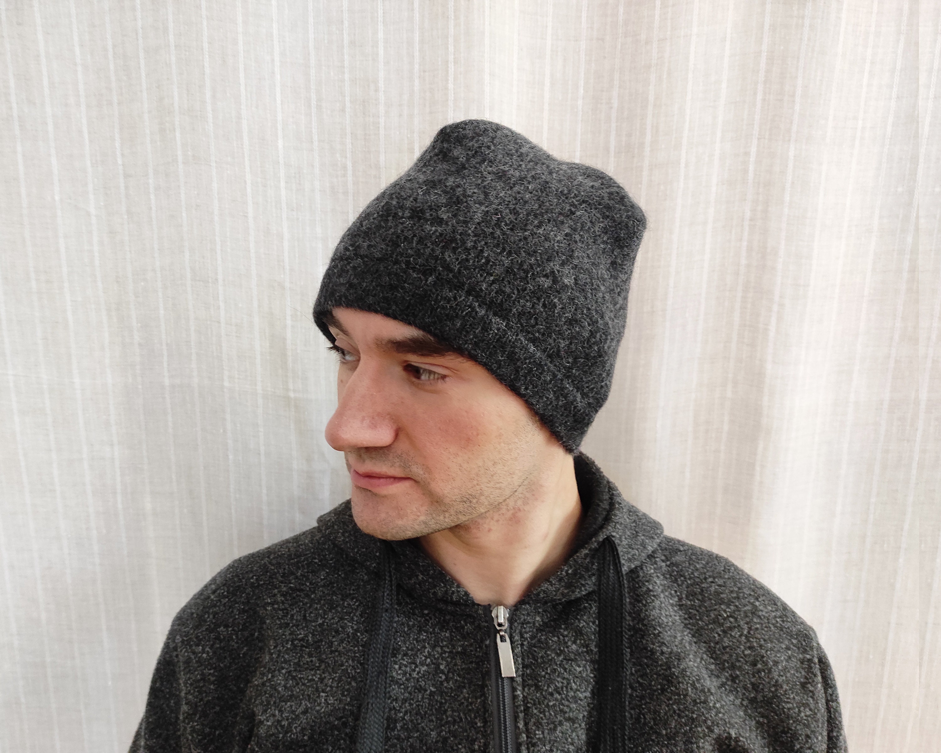 Gebreide wollen muts / Minimalistische muts / Gebreide unisex hoed ...