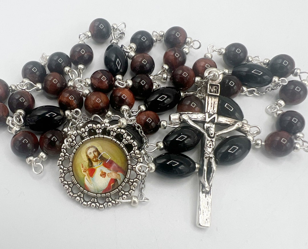 Chaplet of the Holy Face Eucharist Adoration Christ Devotion Catholic ...