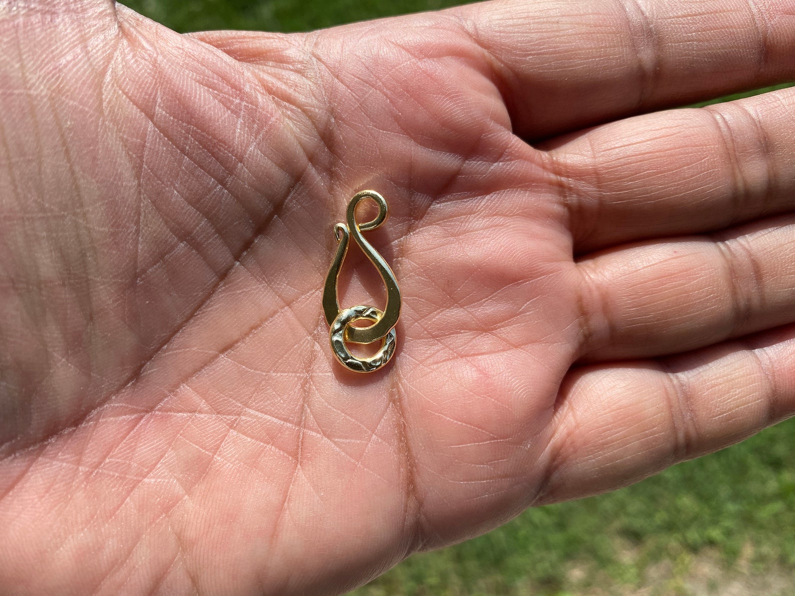 20x10mm Hammered Half S-hook Brushed Gold or Silver Overlay - Etsy