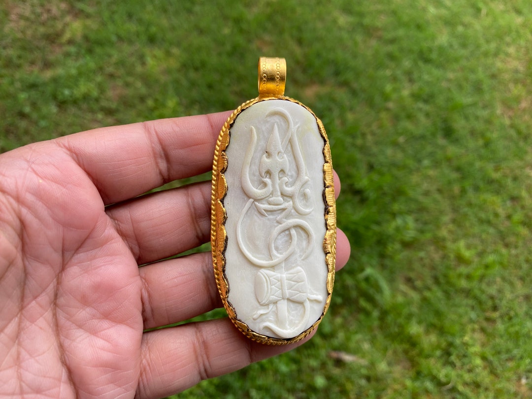 Trisula 18k Brushed Gold Overlay Non Tarnish, Trident With Damru, Shiva ...