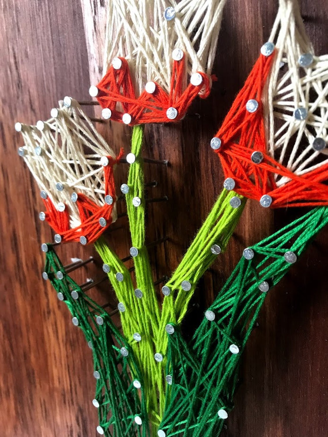 Red and White Tulip String Art - Etsy