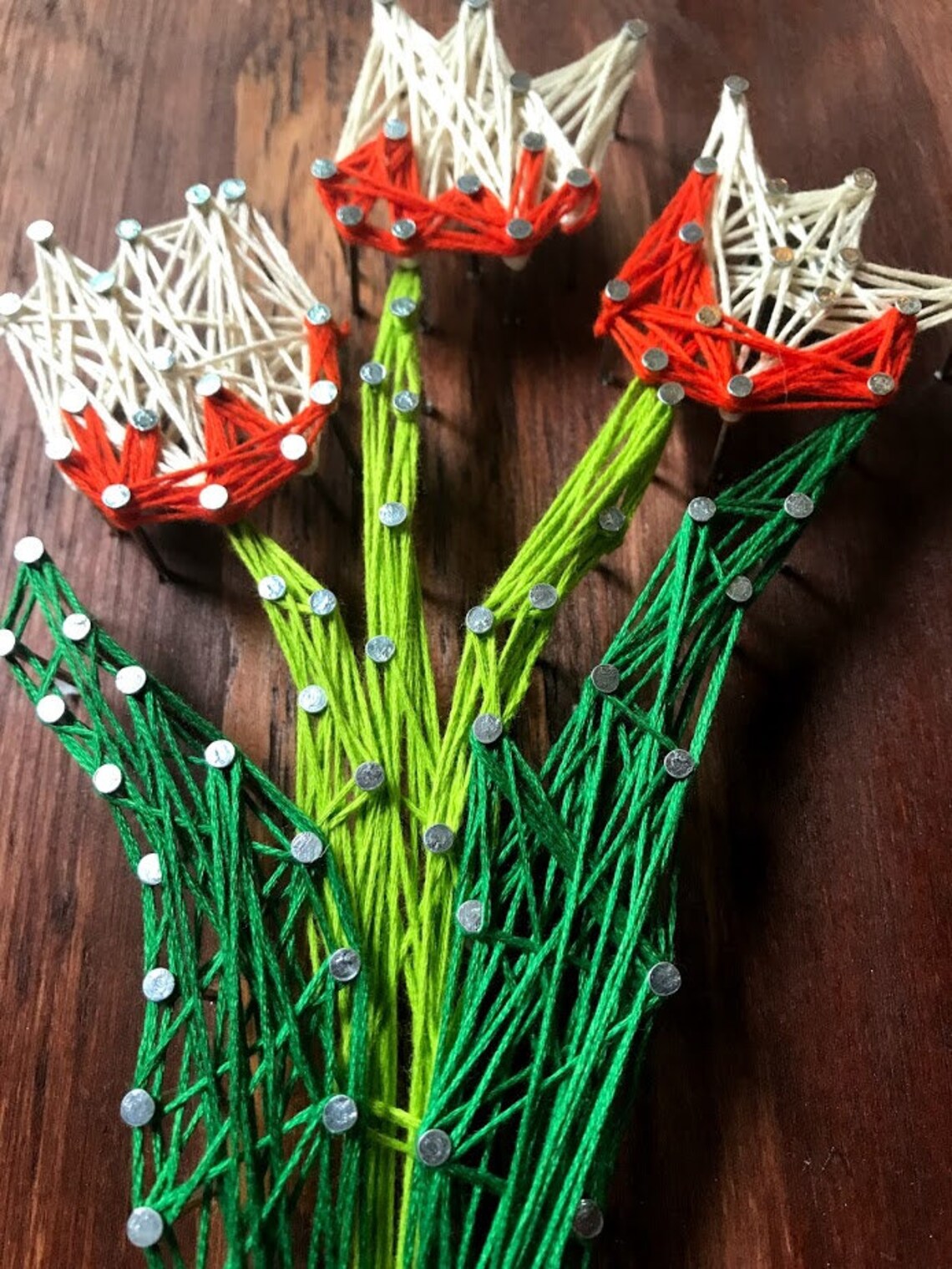 Red and White Tulip String Art - Etsy