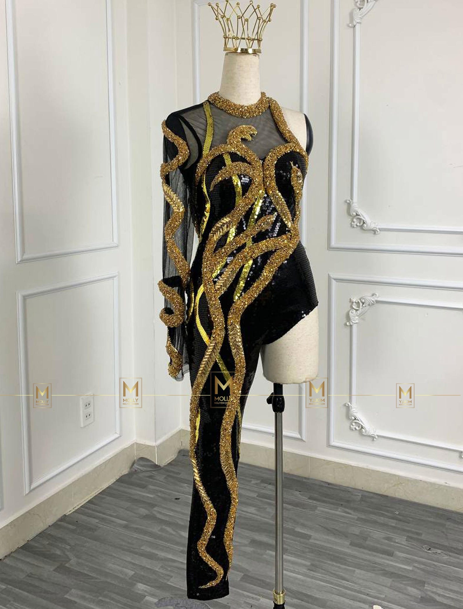 The Reputation Gold Suit Version From Eras Outfit Inspiration - Taylor ...