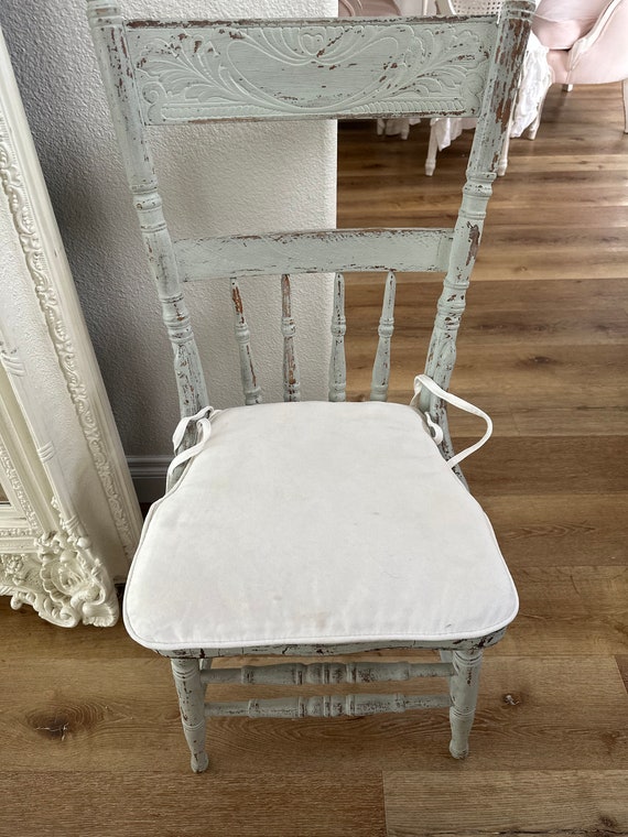 Rachel ashwell chair store