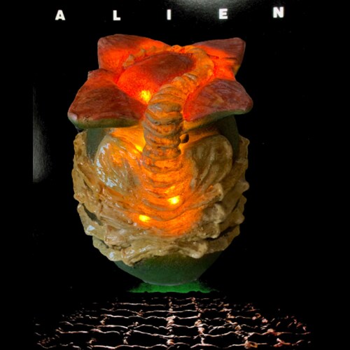 Alien Xenomorph Light up Diorama | Etsy