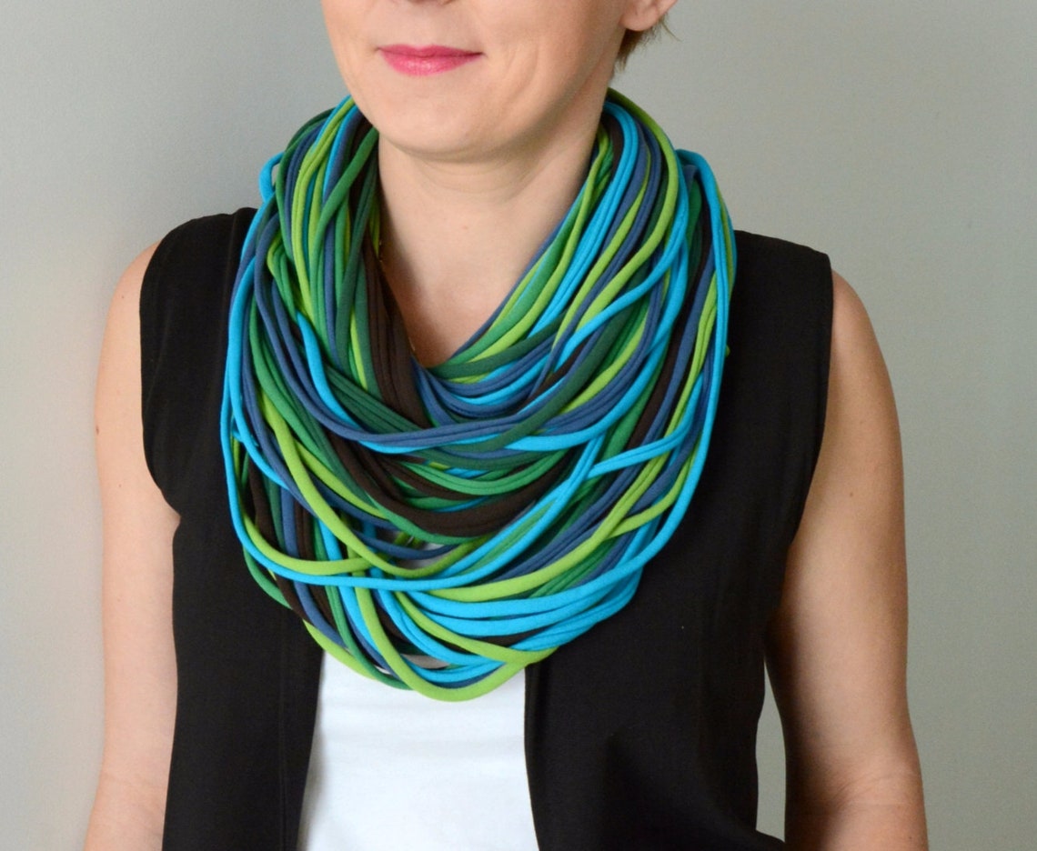 Knitted Necklace - Etsy