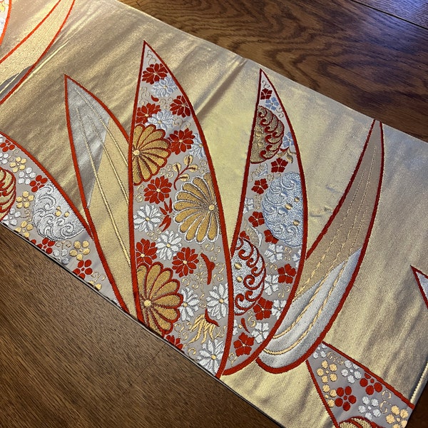 Japanese Table Runner - Etsy