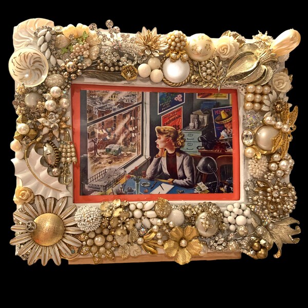 Jewelry Frame - Etsy