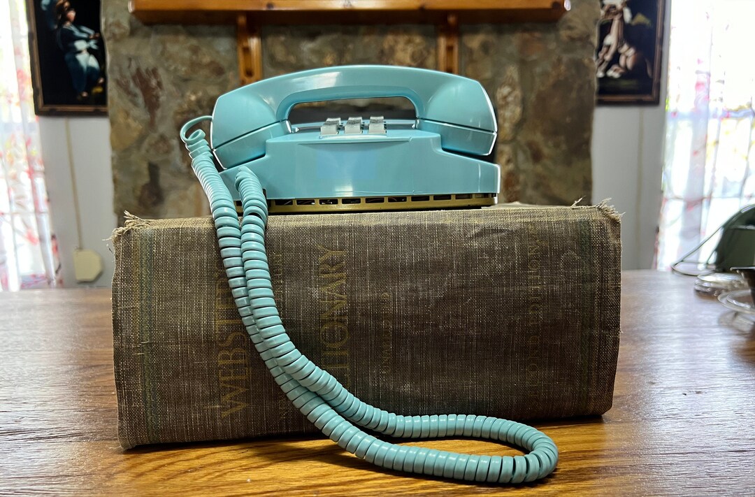 Vintage Blue Touch Tone Princess Telephone, WORKS, Vintage Blue Push ...