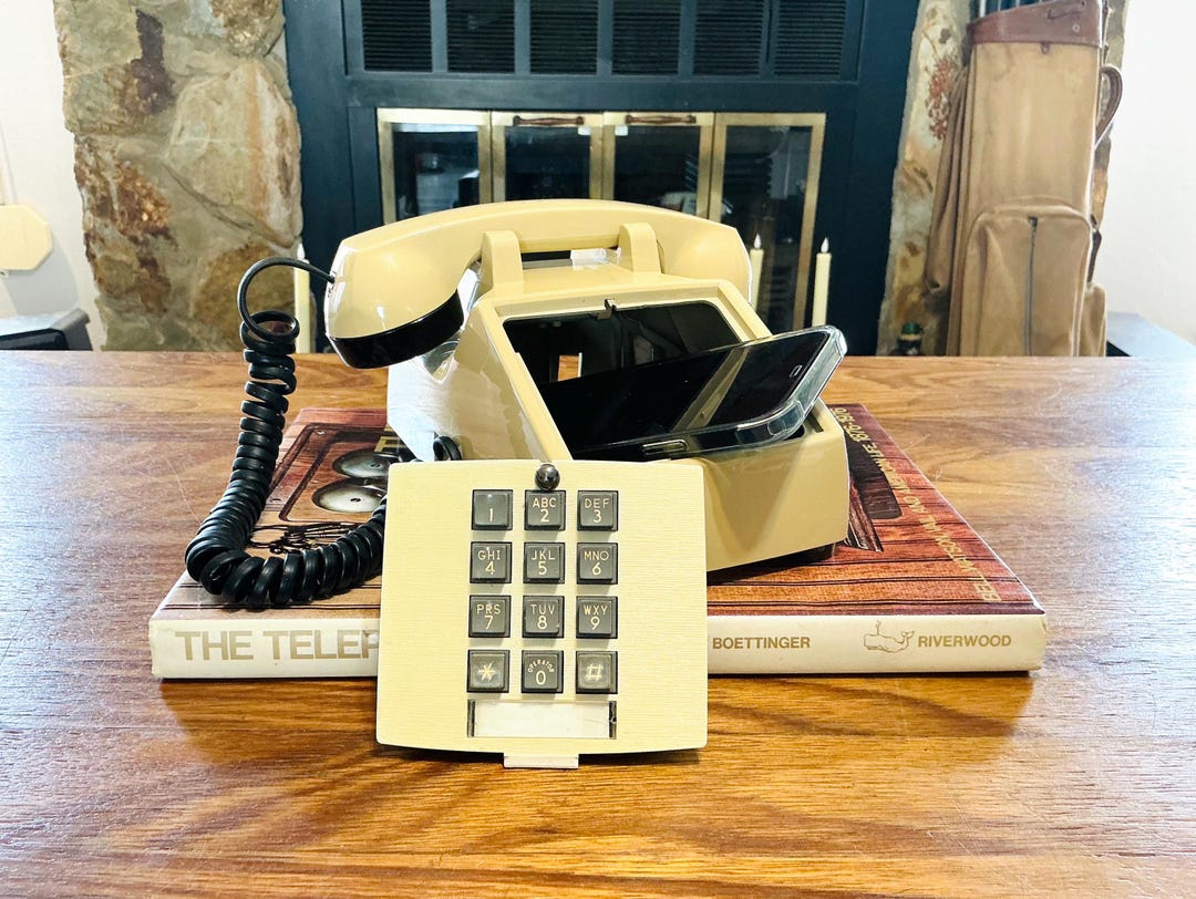 Vintage ITT 2500 Repurposed Phony Phone Box: Secret Stash, Charging ...