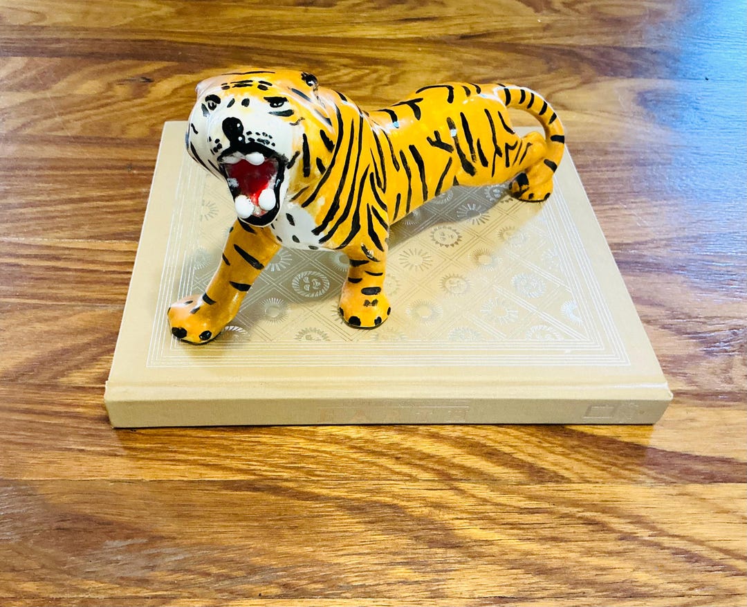 Vintage Handmade Ceramic Tiger: Painted and Signed by the Artist Hoggs ...