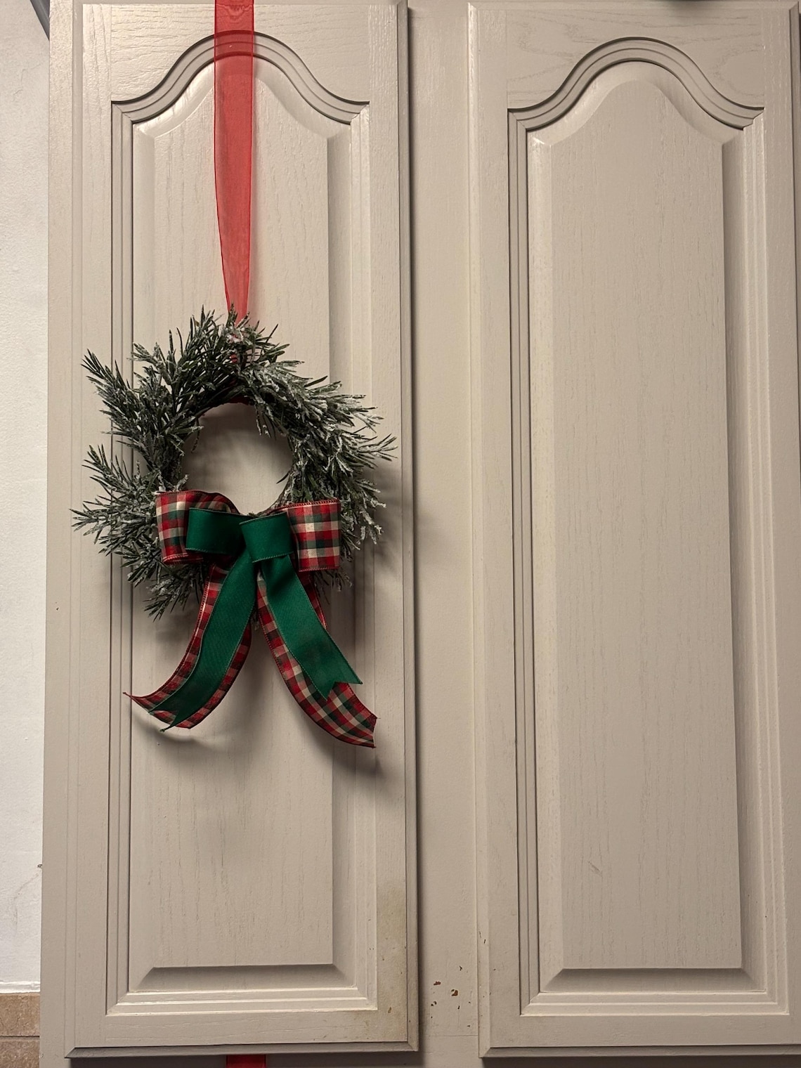 Mini Christmas Wreaths, Kitchen Cabinets Decor, Mini Window Wreaths - Etsy