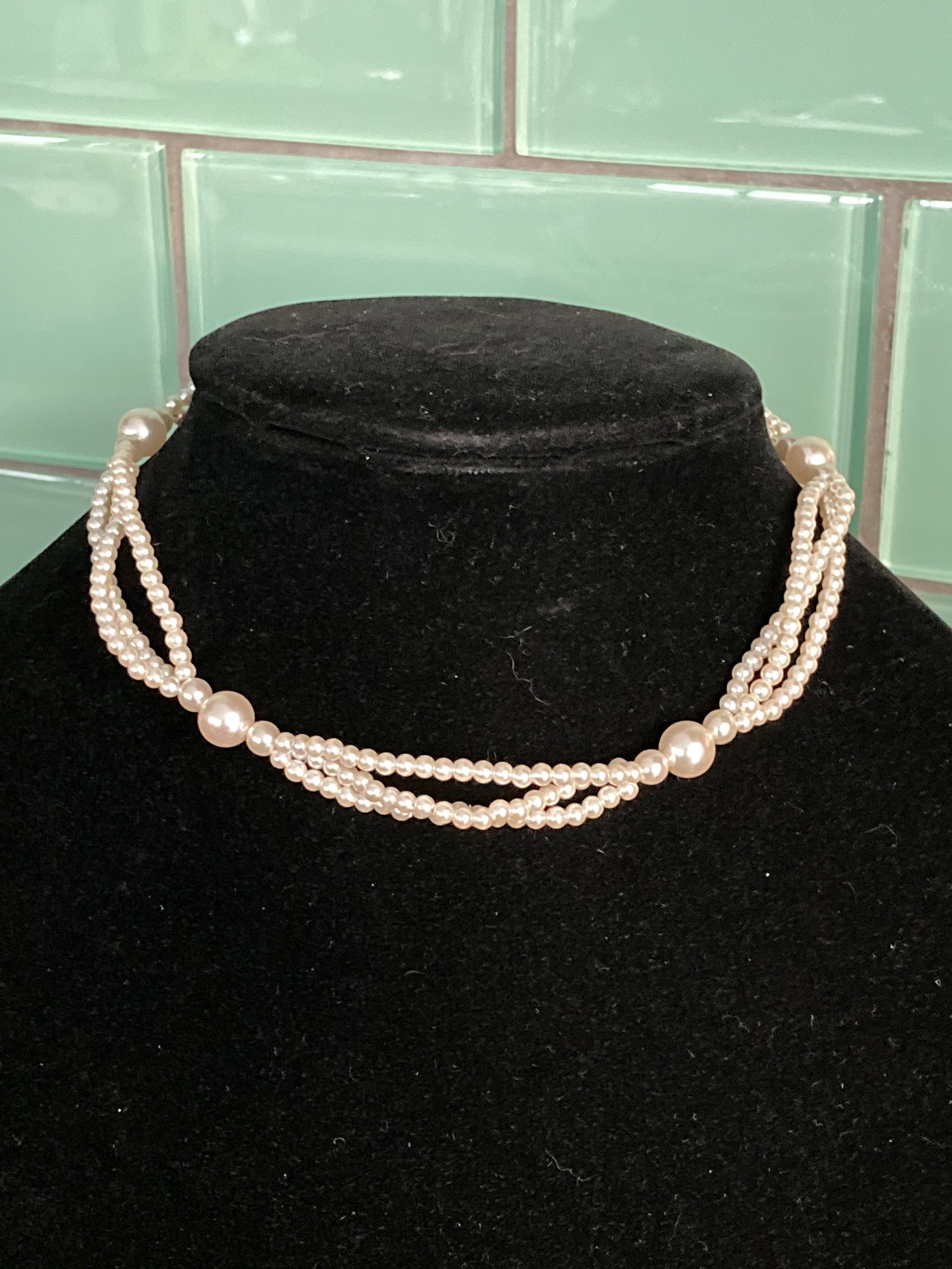 Bridgerton Pearl Choker Bridgerton Queen's Ball Pearl Necklace Marina ...