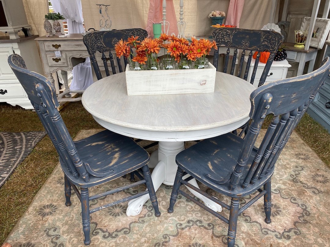 Round Wooden Dining Table, Round Pedestal Dining Table, Round Kitchen ...