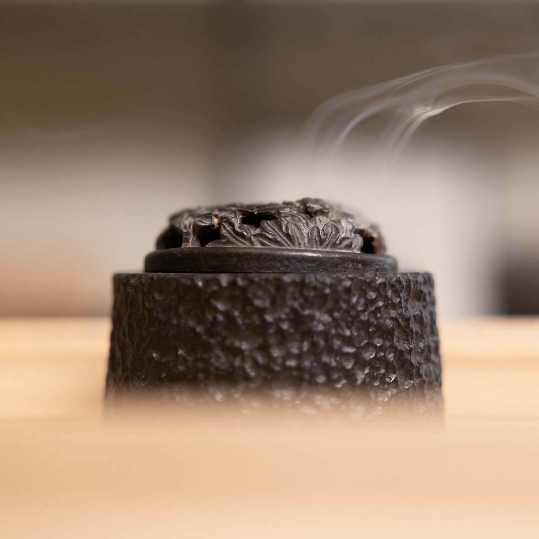 Earthen Peony Cast Iron Incense Burner | Powder Incense, Incense Trail ...