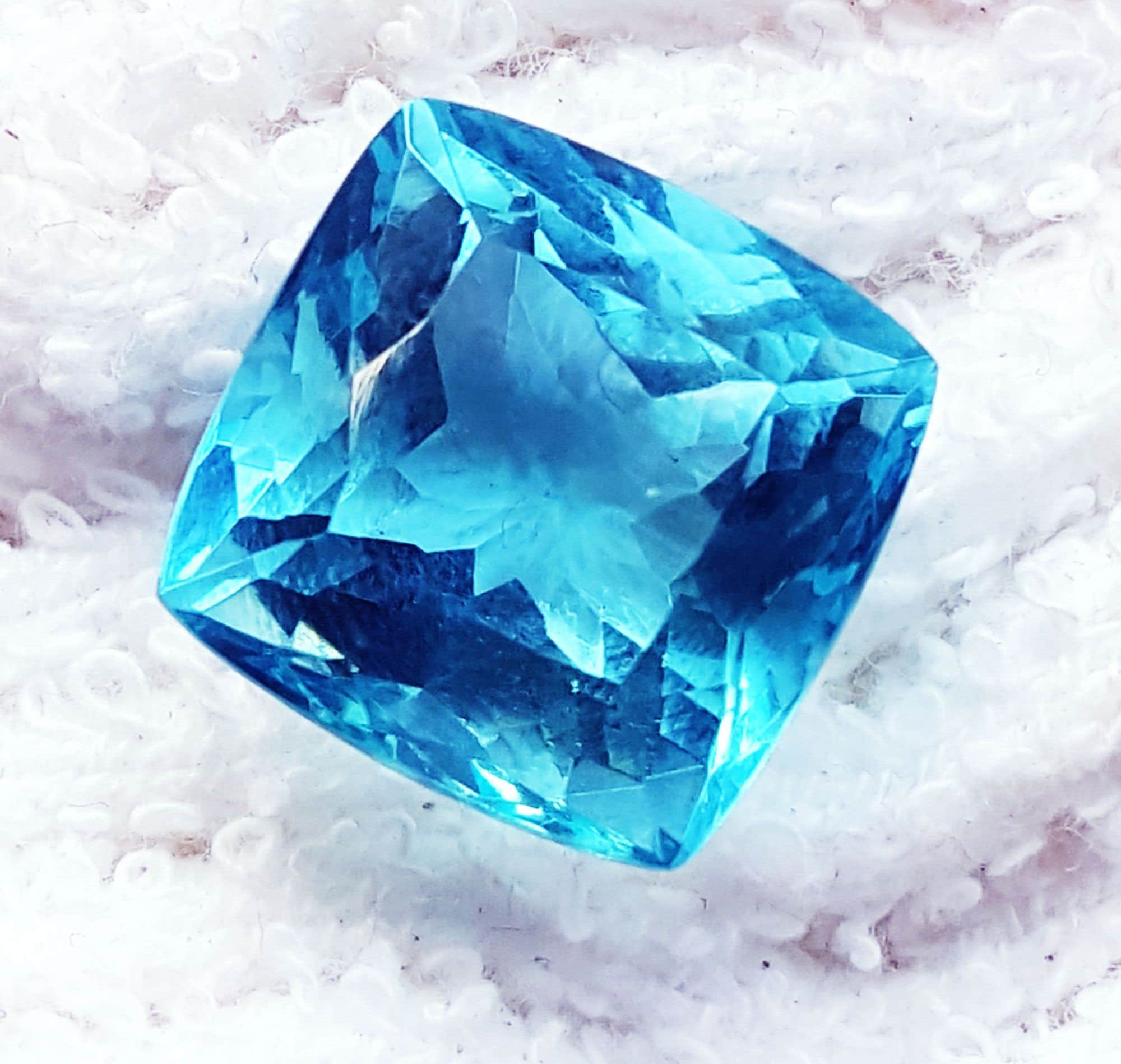 Loose Gemstone Light Blue Aquamarine Certified Between 10 to | Etsy