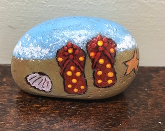 Handpainted rock | Etsy