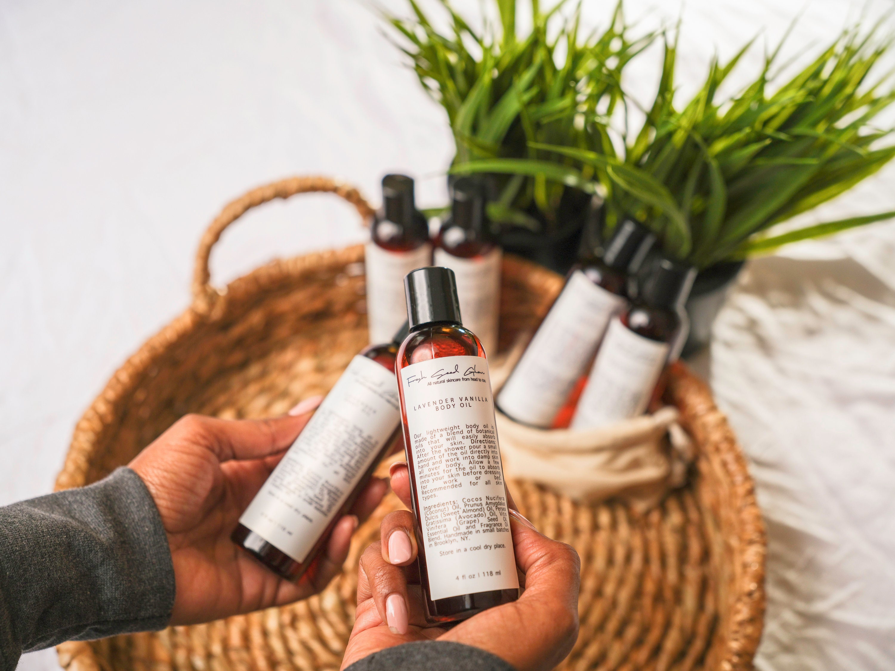Body Oil Massage Oil Lightweight Formula Natural And Organic Ingredients — Fresh Seed Glow