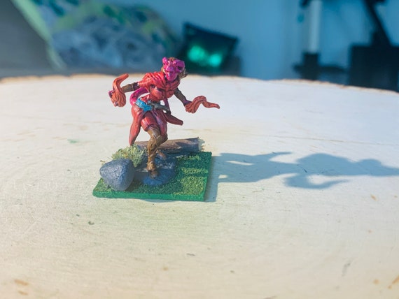 Female Tiefling Miniature Hand Painted for Dungeons & Dragons - Etsy