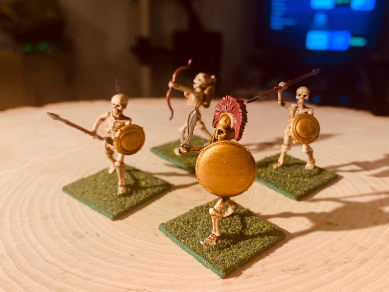 Skeleton Miniature Hand Painted for Dungeons & Dragons - Etsy