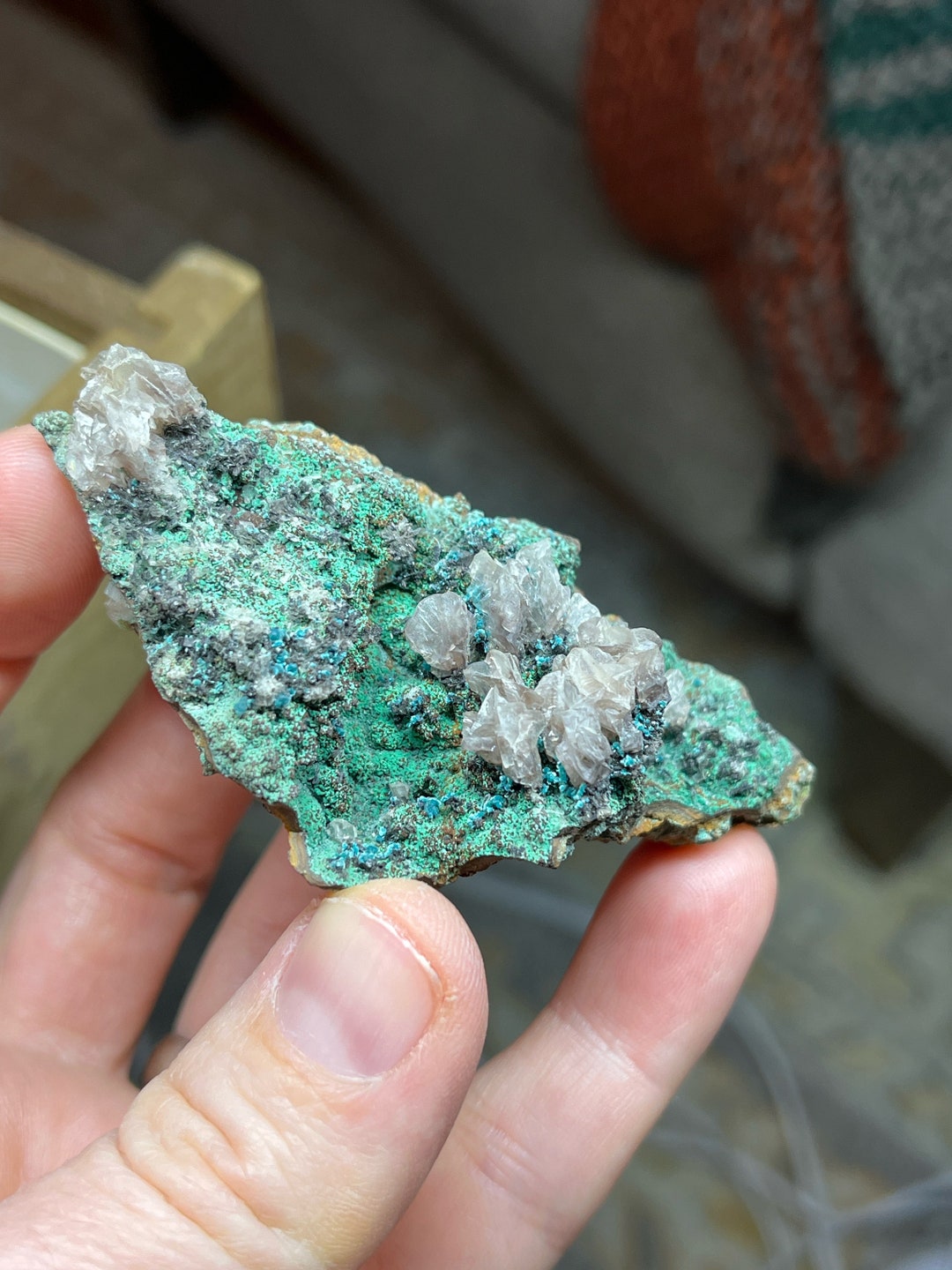 Conichalcite With Aurichalcite, Calcite and Hemimorphite on Limonite ...